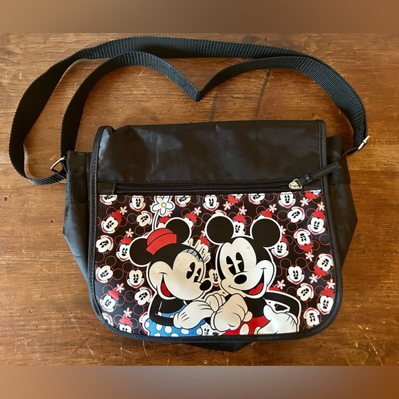 Disney | Bags | Mickey And Minnie Purse | Poshmark